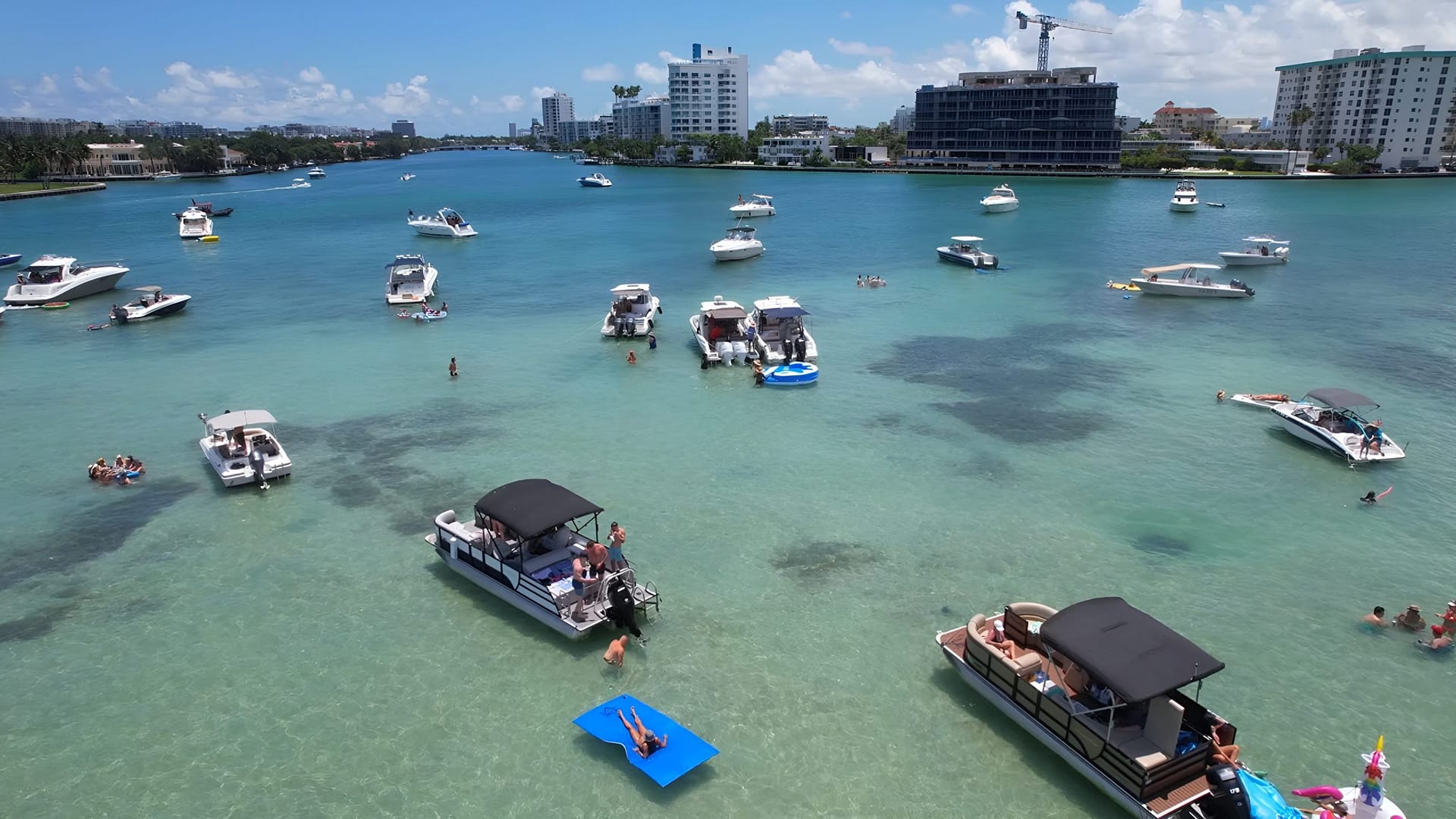 Haulover Sandbar - Upisle
